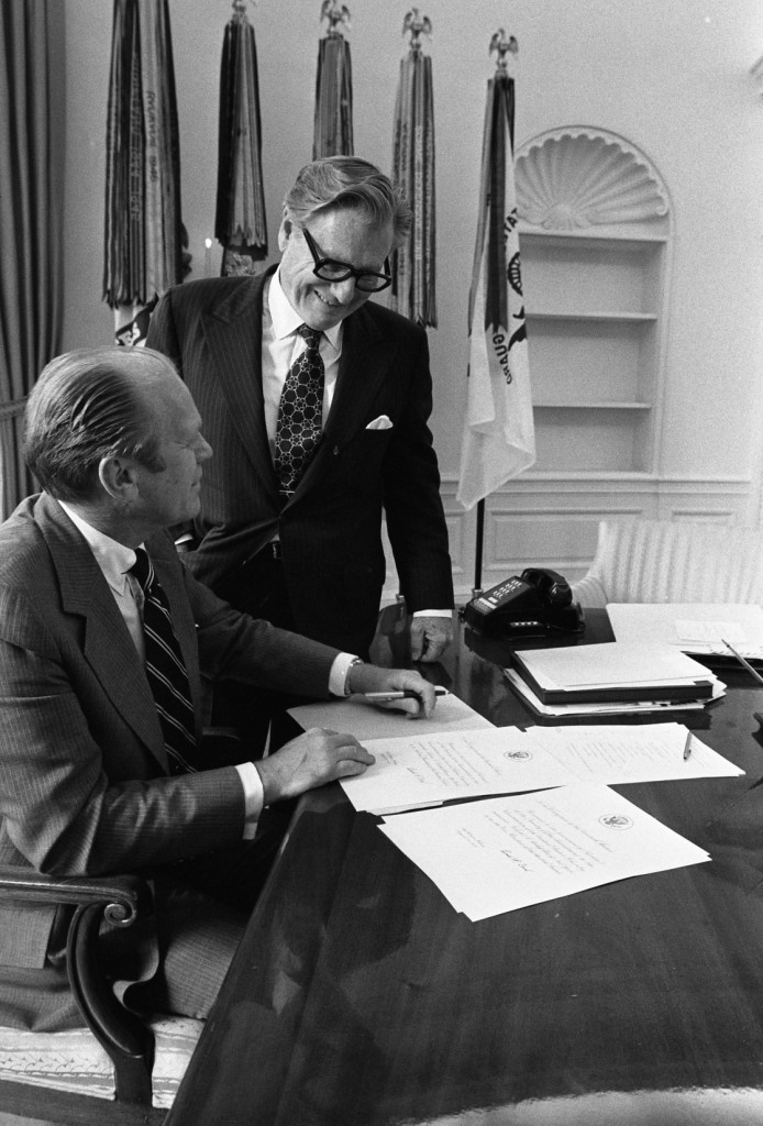 rockefeller and ford in the oval office a0250-19 – The Reagan Library ...